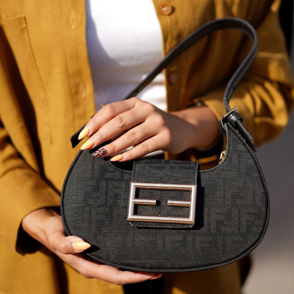 کیف زنانه فندی Fendi Mini Cookie Bag A01 - گالری اشرافی